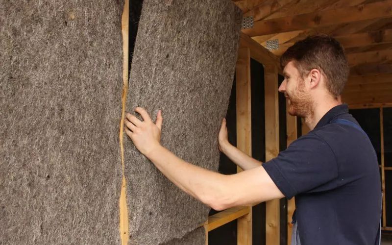 A Guide To Natural Vs Synthetic Insulation | Read our Blog | Scottish ...